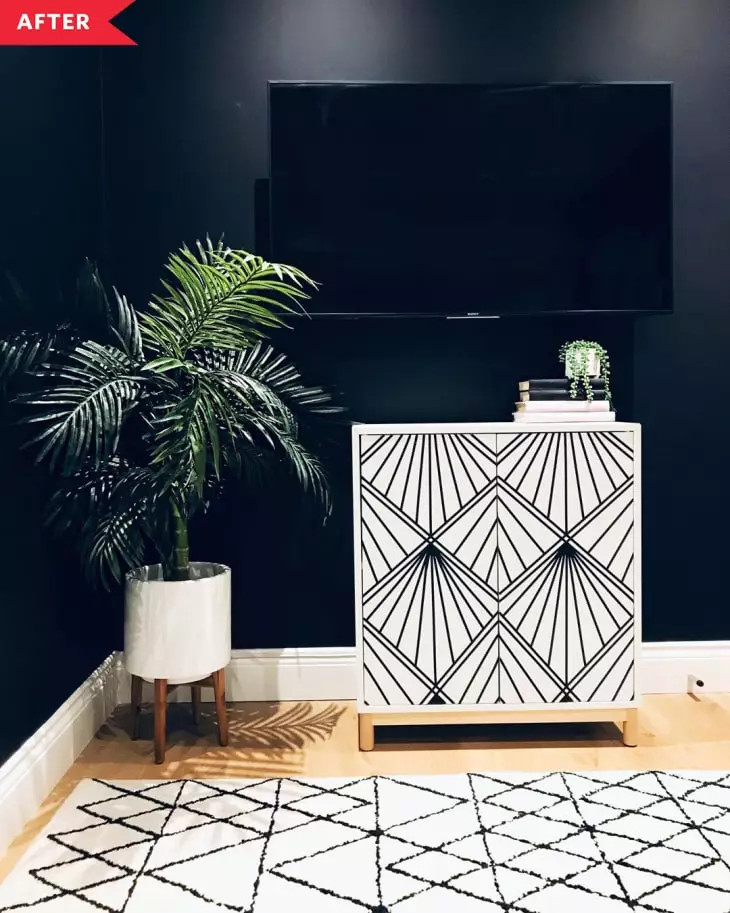 Armoire IKEA EKET avec des accents géométriques sur les portes réalisés avec du washi tape