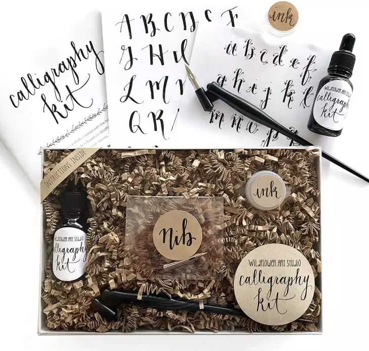 Hoton Samfura: Kit ɗin Starter Calligraphy