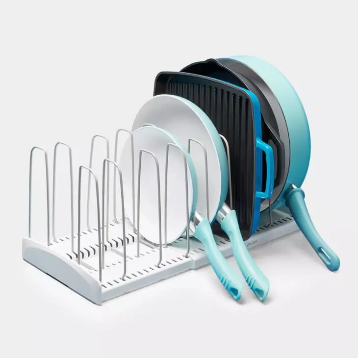 ထုတ်ကုန်ပုံ- YouCopia StoreMore Expandable Cookware Rack