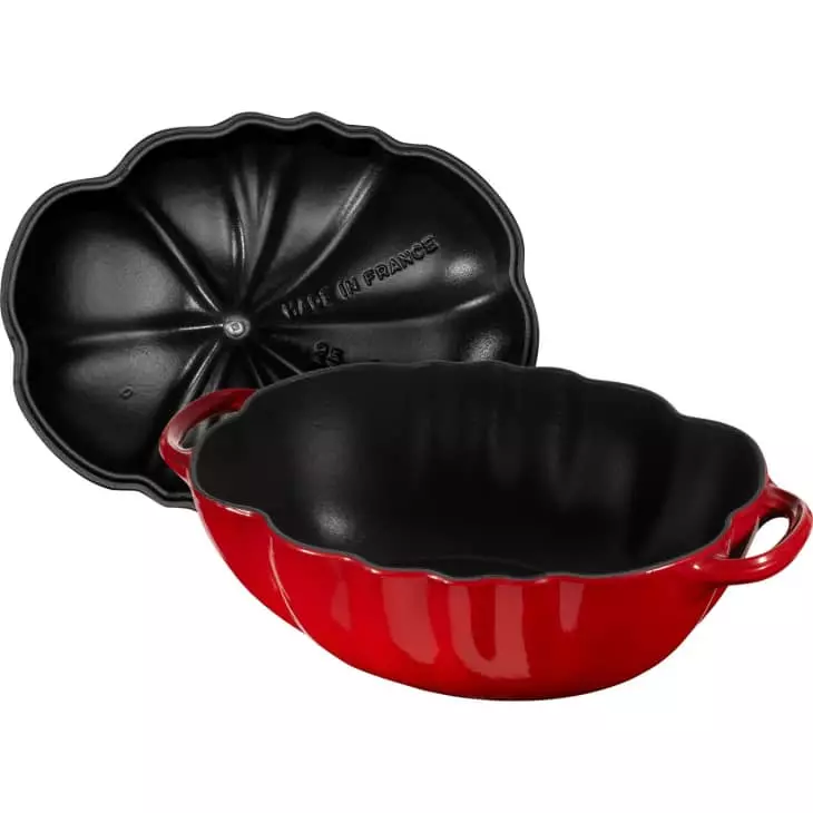 Chithunzi chamalonda: Staub Cast Iron 3-Qt. Tomato Cocotte