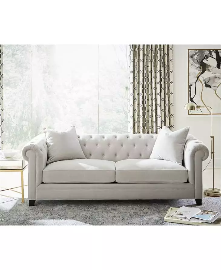 Khoom duab: Martha Stewart Collection Saybridge Sofa