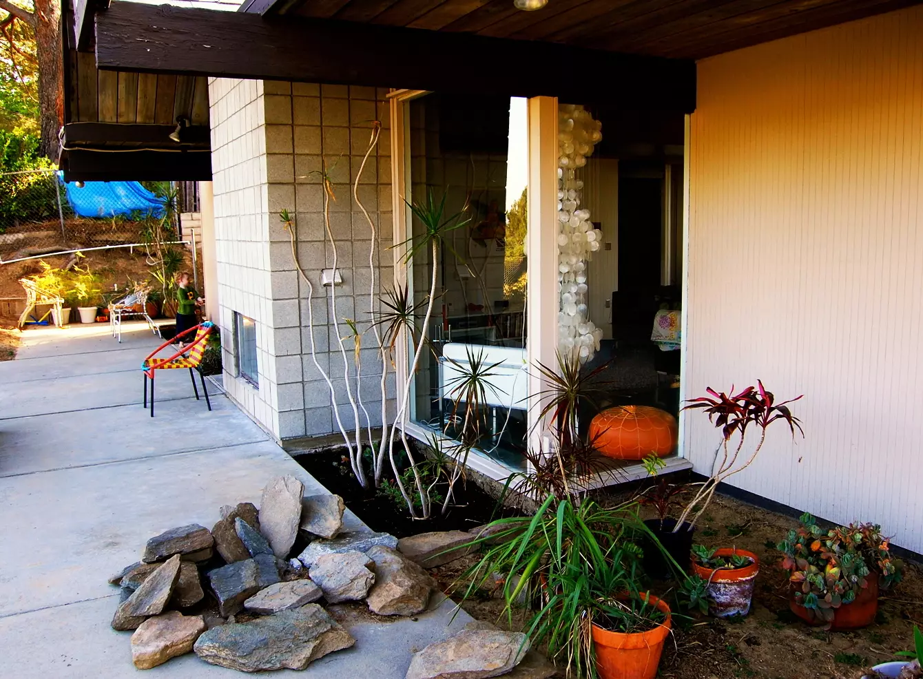 LA House Tour: Cindy en Harvey's Eichler Original 174415_43