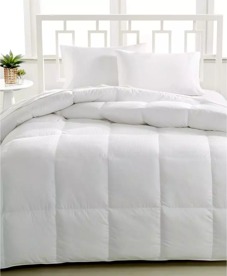 Hulagway sa Produkto: Hotel Collection Luxe Down Alternative Full/Queen Comforter