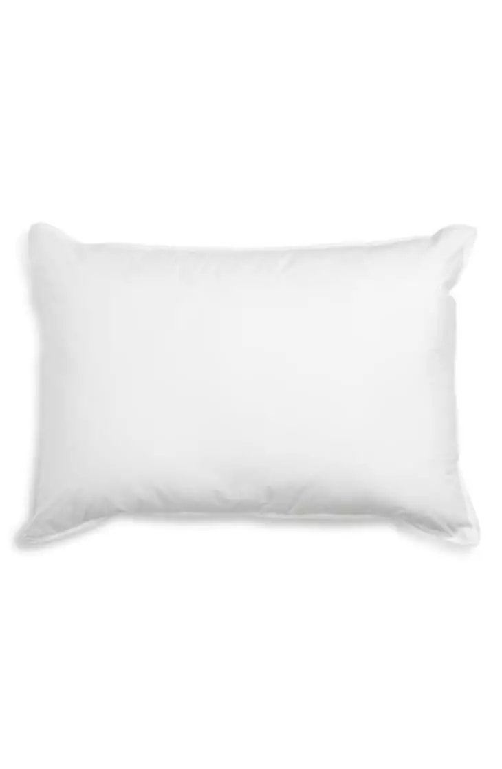 Umfanekiso weMveliso: Nordstrom PrimaLoft Standard Down Alternative Pillow