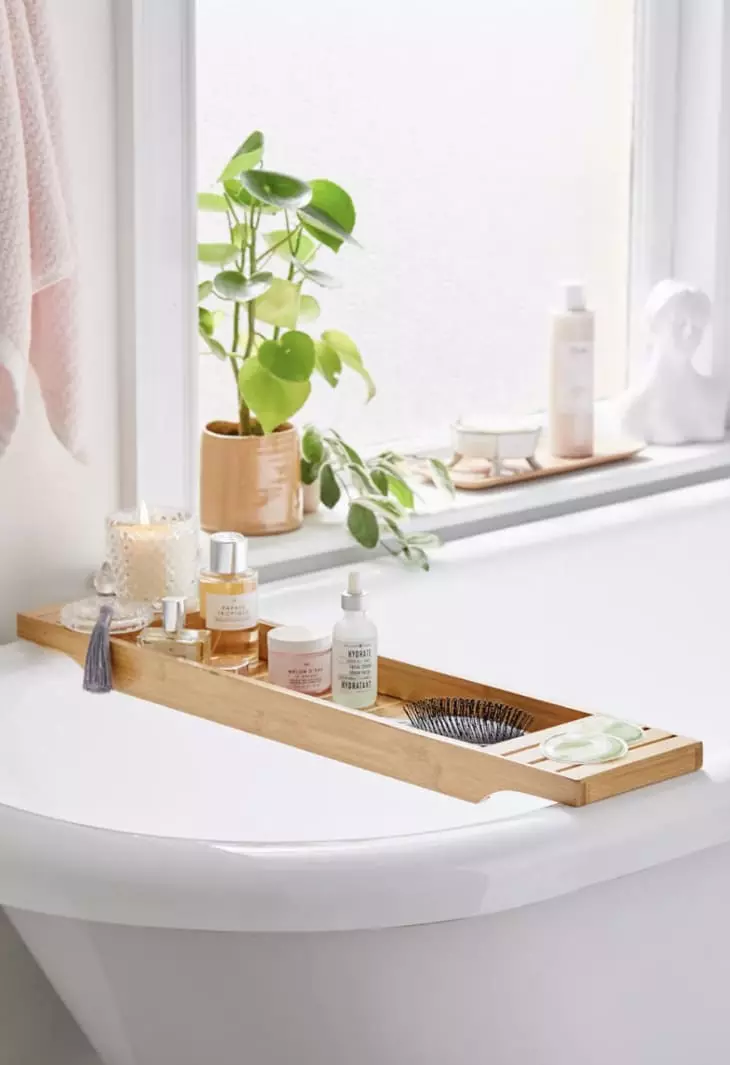 Bamboo bathtray caddy