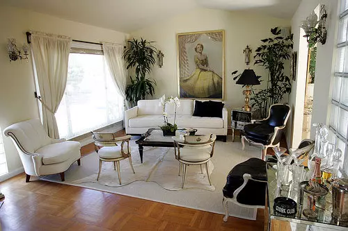 LA House Tour: Lynn and Leif's Paris Hotel Home 193554_4