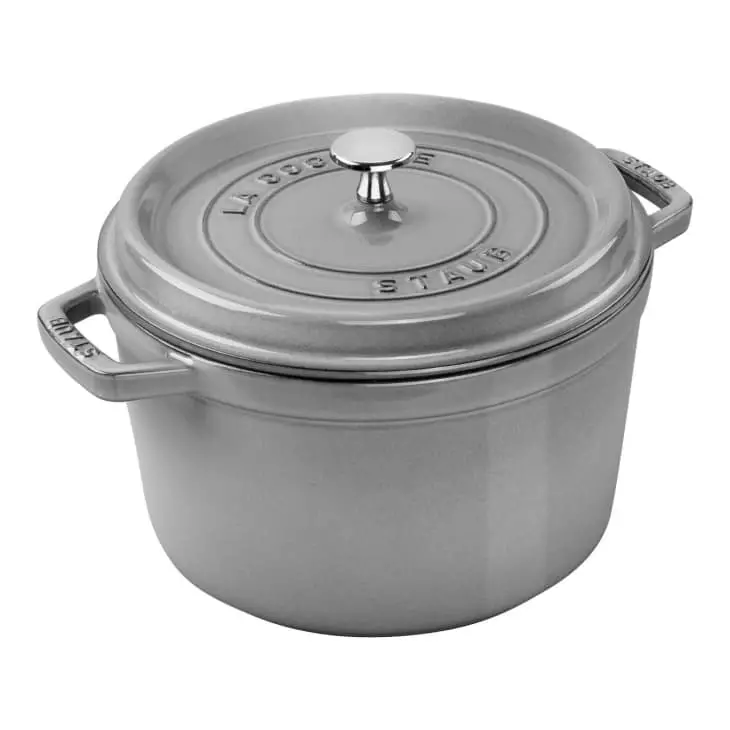 Produkta attēls: Staub čuguns 5 Qt, dziļi apaļš kokteļs, grafīts — vizuālas nepilnības