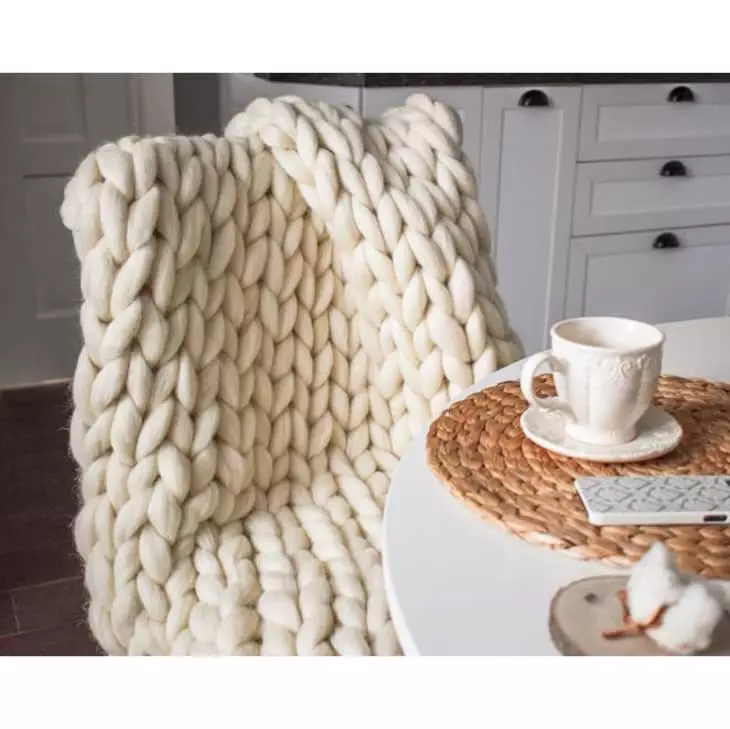 Immaġni tal-Prodott: Chunky Knit Merino Wool Blanket