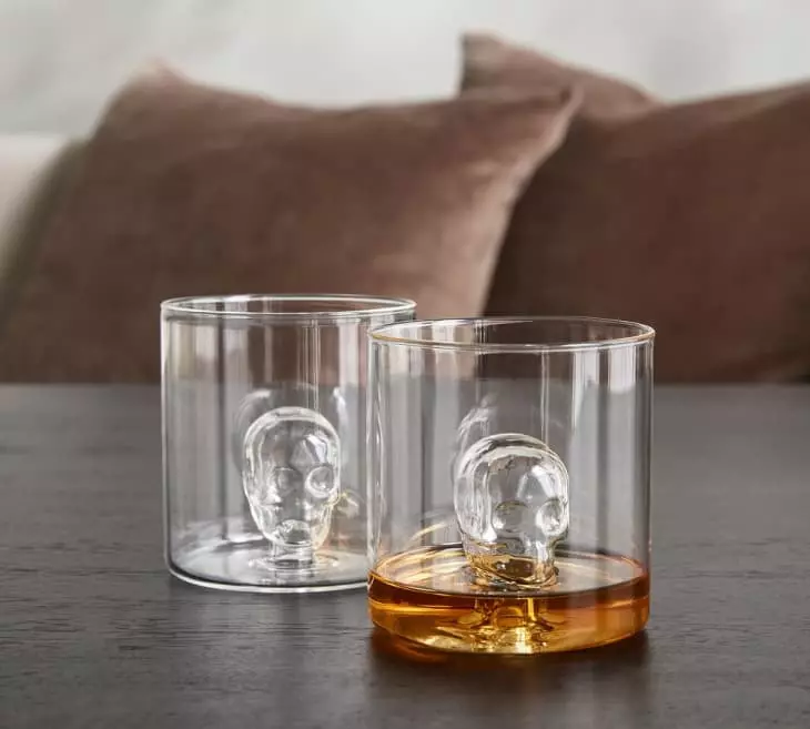 Imatge del producte: gots de chupitó de doble calavera de vidre - joc de 2