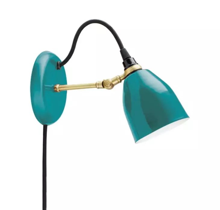 Umfanekiso weMveliso: I-Lovell Plug-in Wall Sconce