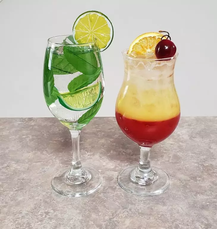 Imatge del producte: conjunt de begudes Fake Mojito and Malibu Sunrise