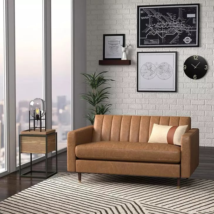 Wêne Hilber: Rivet Damien Mid-Century Modern Channel-Tufted Loveseat