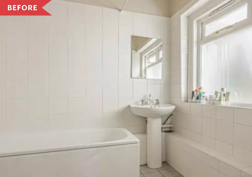 Voor: geheel witte badkamer