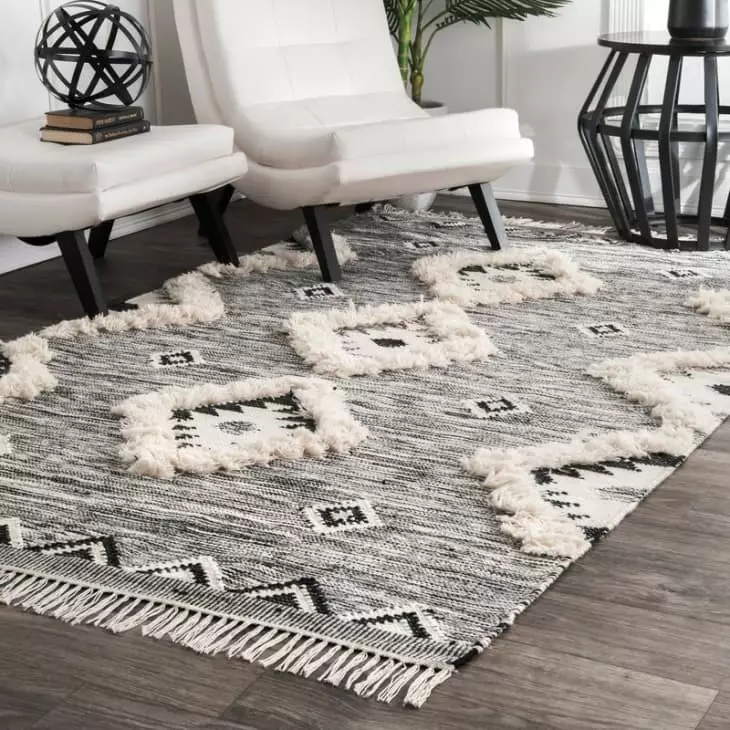 Gambar Produk: Luciana Hand-Knotted Wool Grey Area Rug, 5' x 8"