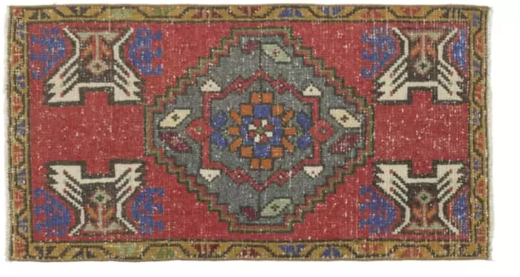 Vintage Turks tapijt in rood van Revival Rugs