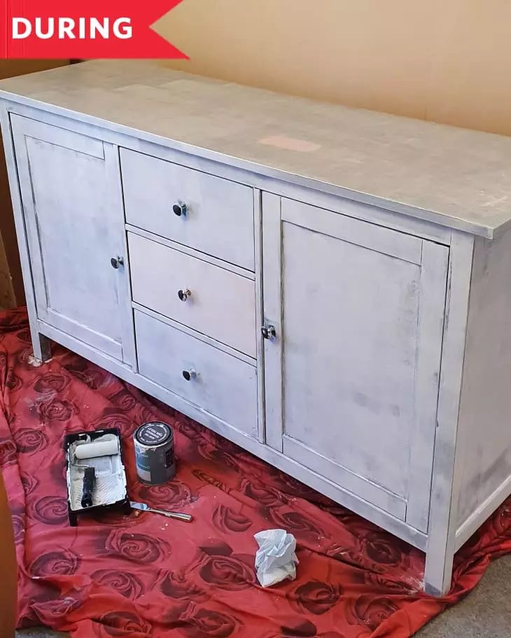 Med: IKEA Hemnes s temeljnim premazom