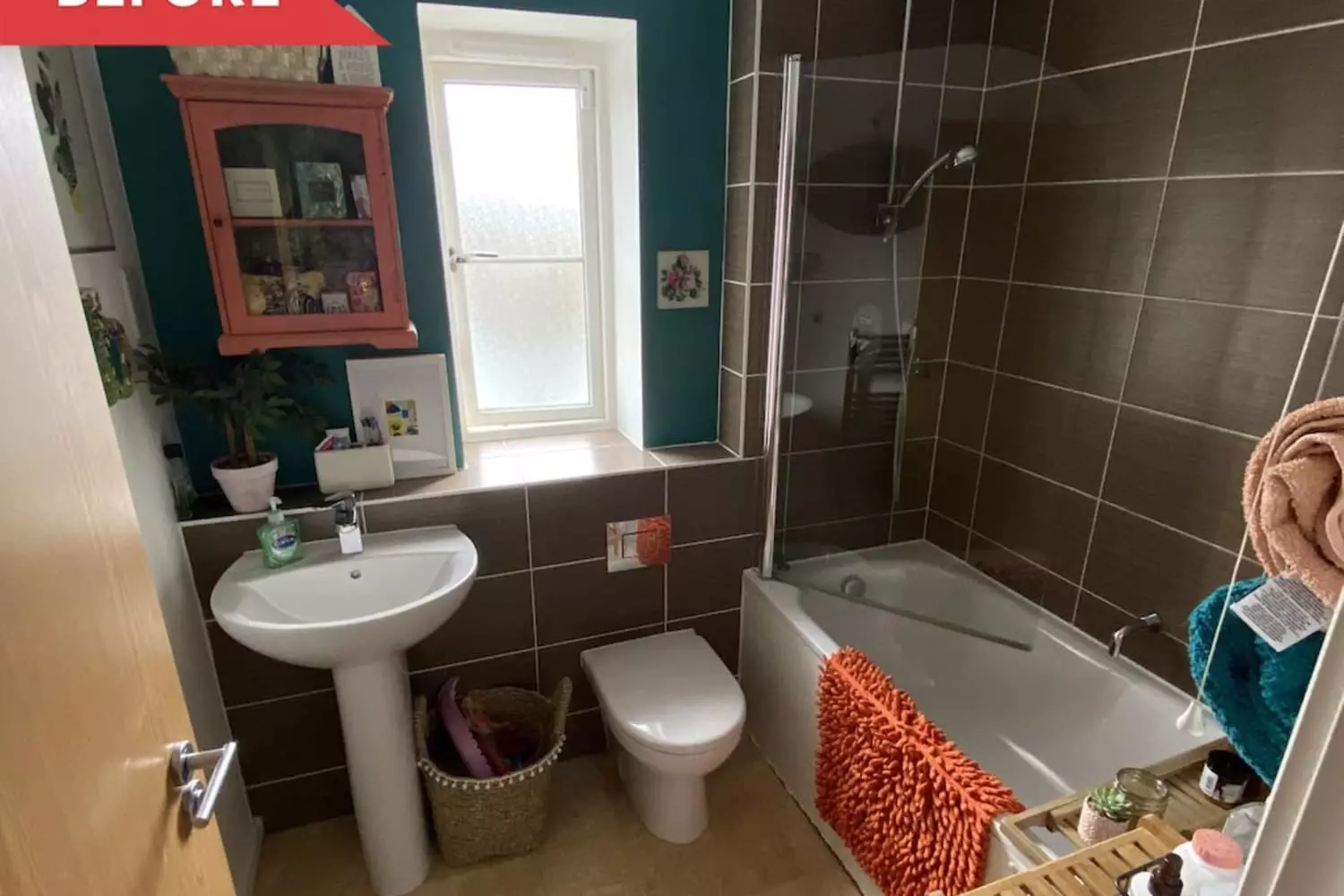 B&A : Cette salle de bain Dingey est passée de terne à absolument fabuleuse pour moins de 200 $