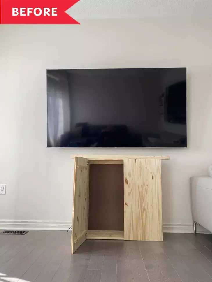 Ṣaaju: TV ti a gbe loke IKEA Ivar ti ko pari