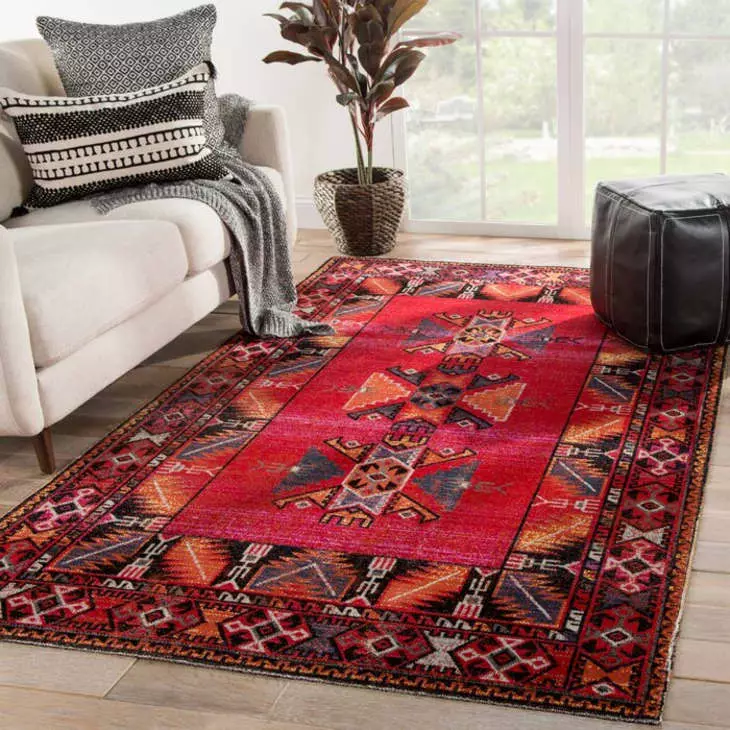 Sary vokatra: Georgie Tribal Red Indoor/Outdoor Area Rug