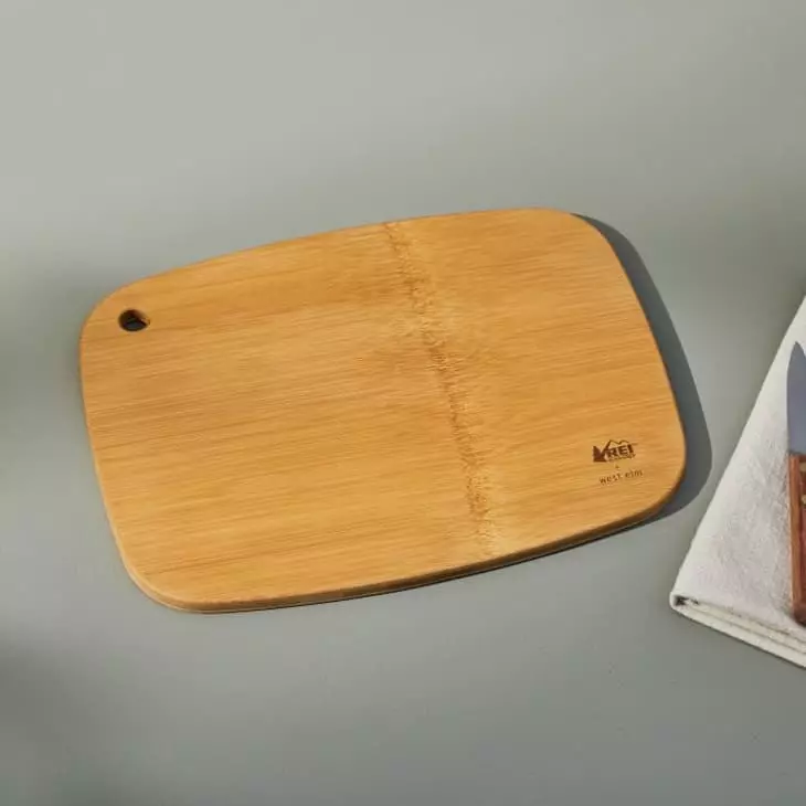 Produktôfbylding: REI Co-Op Bamboo Cutting Board